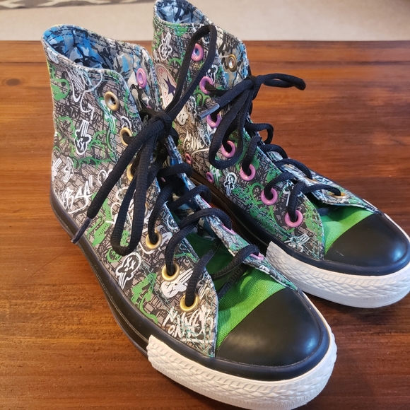 Converse | Shoes | Converse Chuck Taylor Graffiti Print High Tops M3 W5 ...